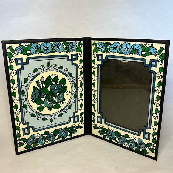 Accents | Vintage Seriglass Richard Picture Photo Frame Fold Out ...